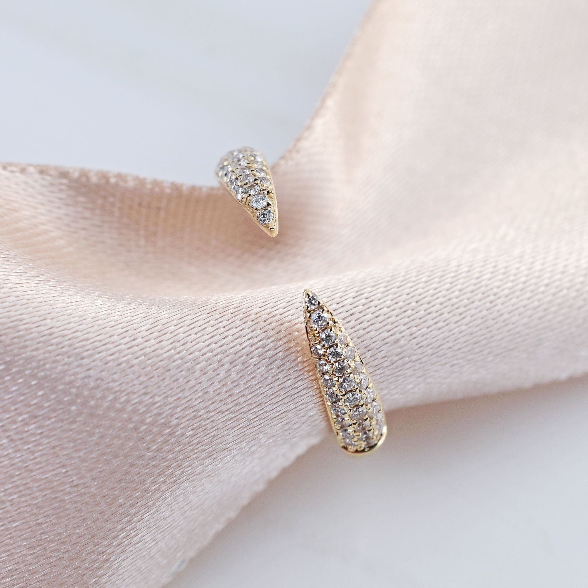 Palomita Diamond Pavé Band – Valerie Madison